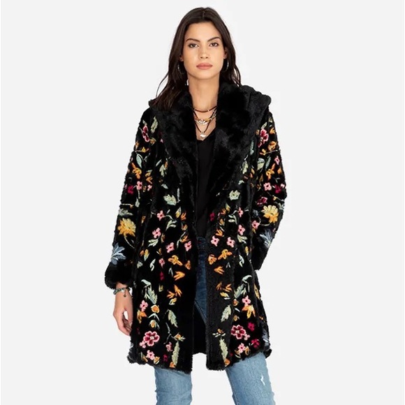 Johnny Was | Jackets & Coats | Johnny Was Sona Faux Fur Coat Size Small ...